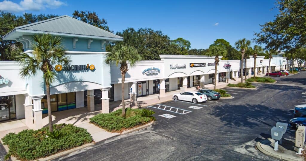 GATES OF BEACHWOOD - Hakimian Holdings